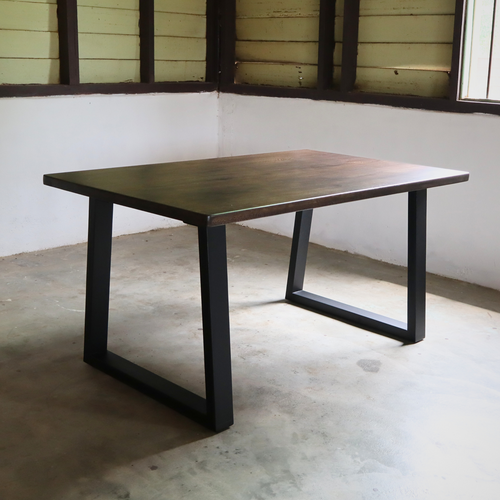 JERRY Dining Table (Black Leg)